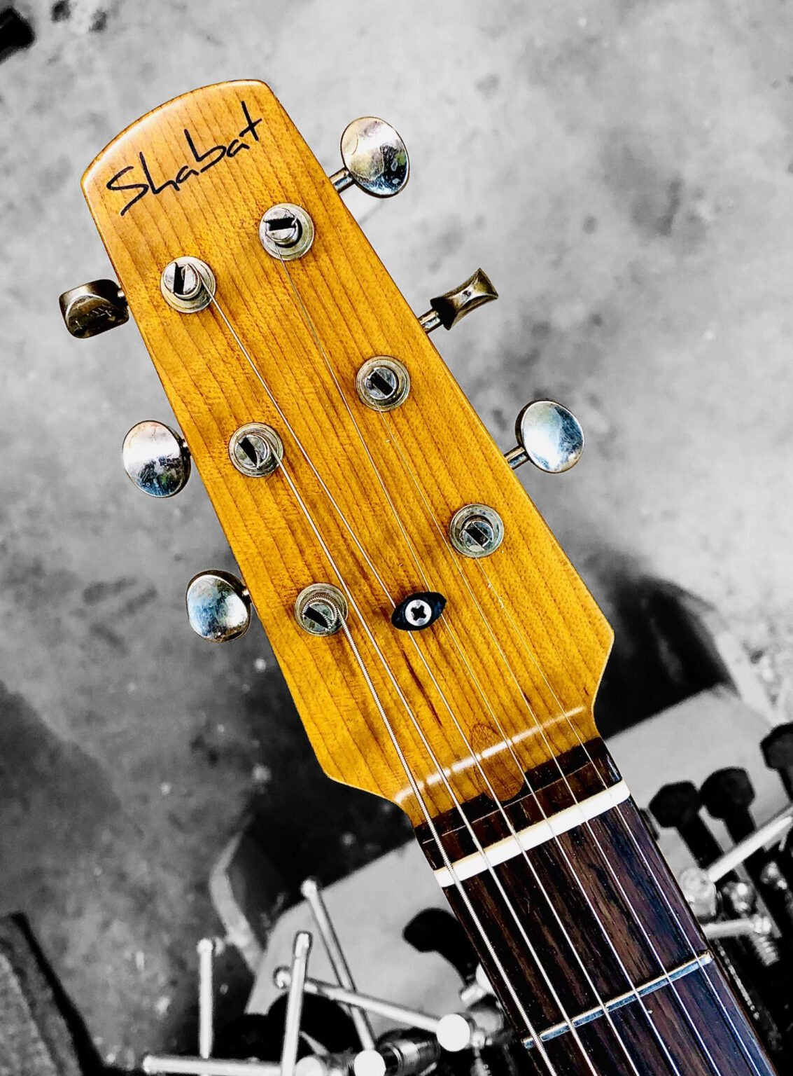 Review Upload – Shabat Guitars